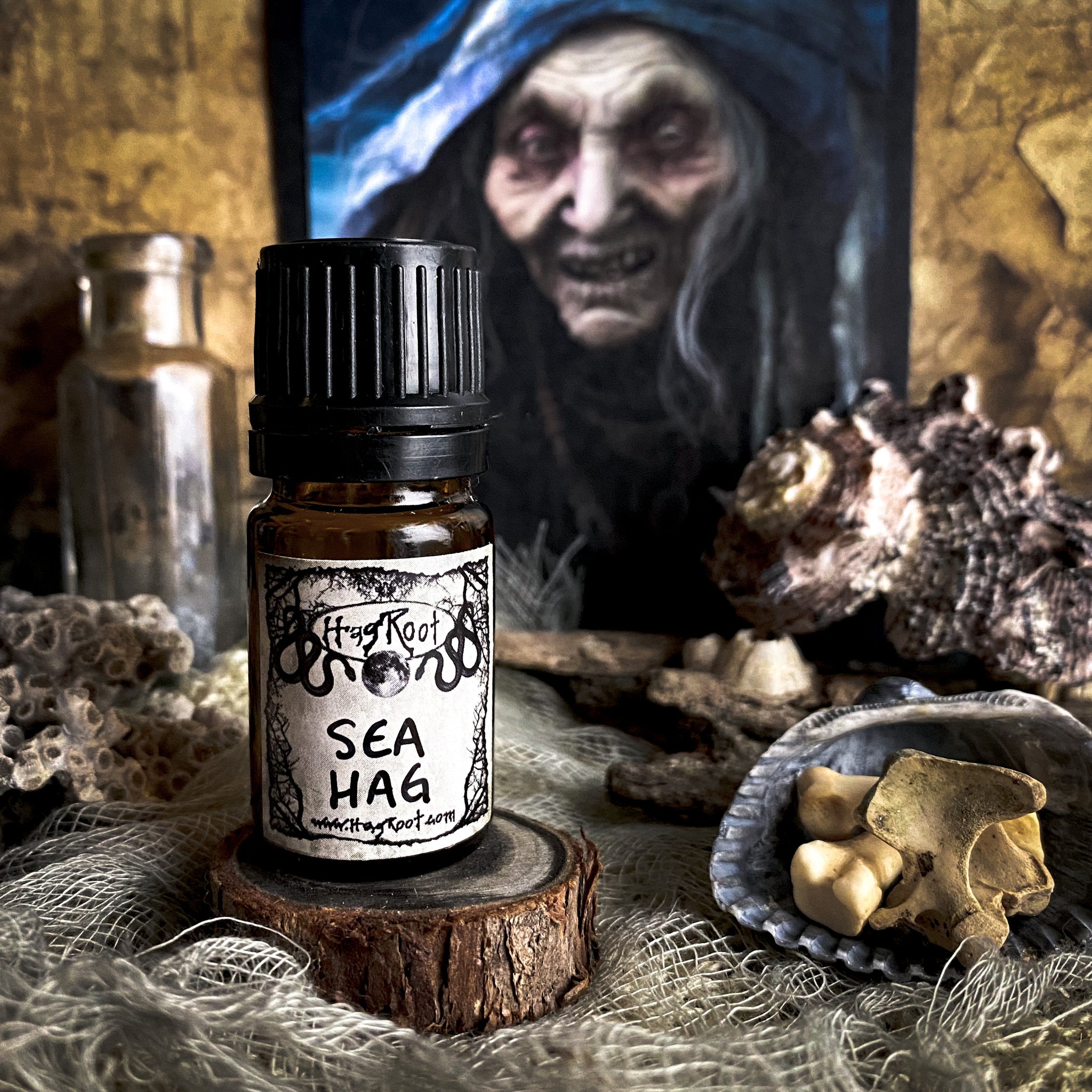 SEA HAG-(Moss, Driftwood, Sea Air, Frankincense Tears, Vetiver)-Perfum