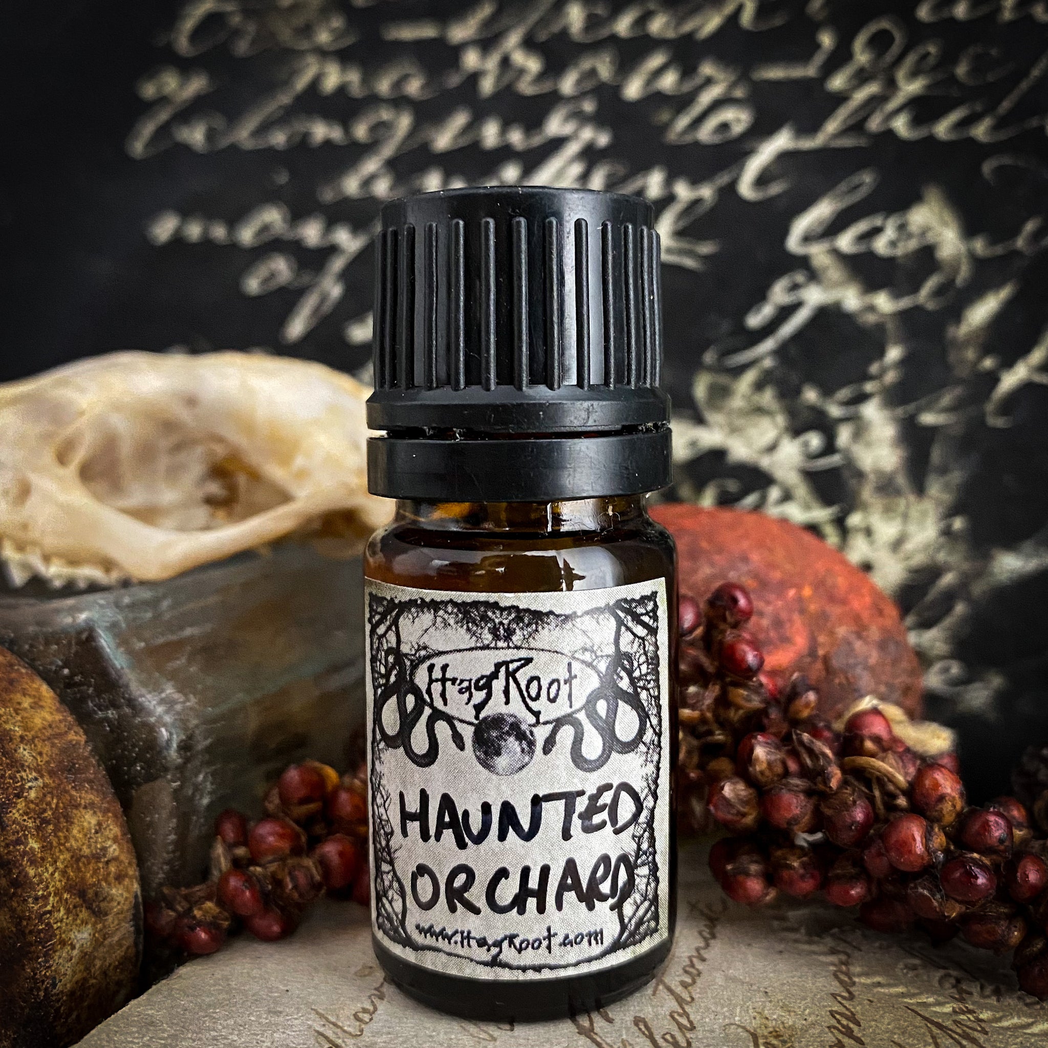 HAUNTED ORCHARD-(Apples, Peaches, Blackberries, Cinnamon, Charred Wood